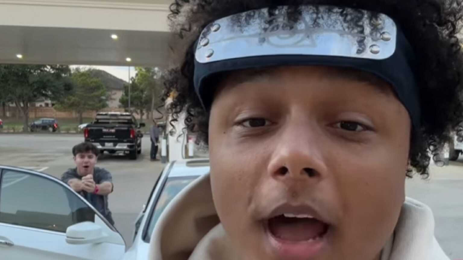 Who Is Vexbolts? TikToker Goes Viral After Gaining Millions of ...