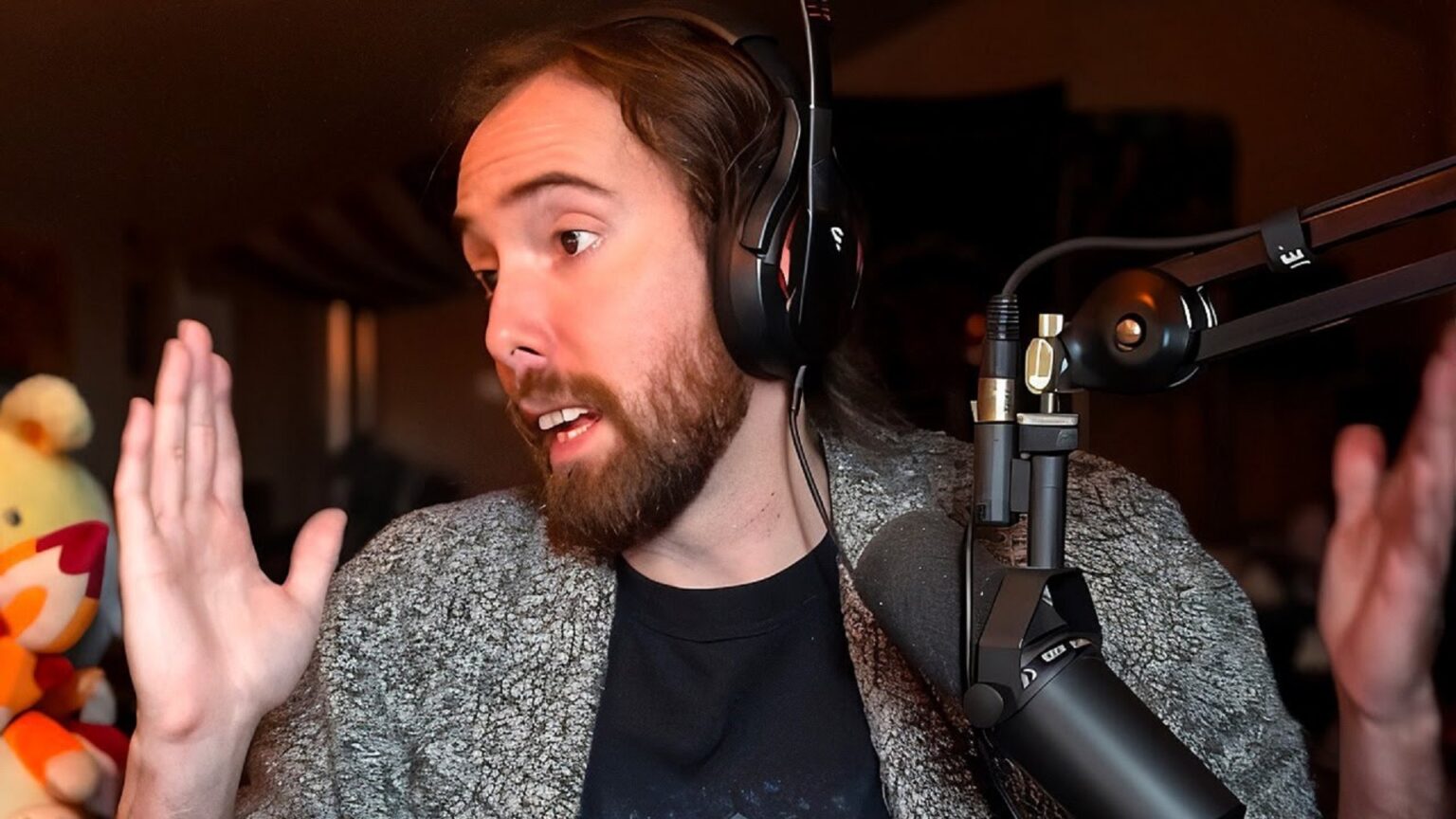 Asmongold Reveals Why He Never Took a Twitch Contract - Deltia's Gaming