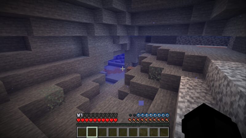 Best Helmet Enchantments in Minecraft - Deltia's Gaming
