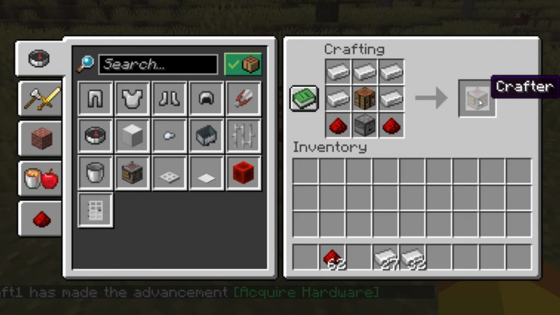 Crafter Block Explained in Minecraft - Deltia's Gaming